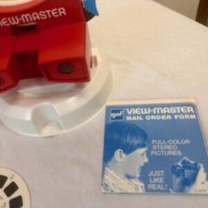 viewmaster | Other | Vintage Walt Disney Viewmaster Gift Pak 3 Reels ...